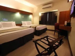 Microtel By Wyndham Up Technohub Quezon City: 3 star Hotel with a ...