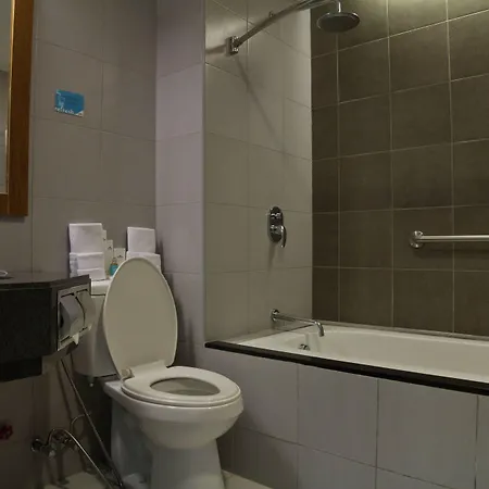 Microtel By Wyndham Up Technohub Quezon City: 3 star Hotel with a ...