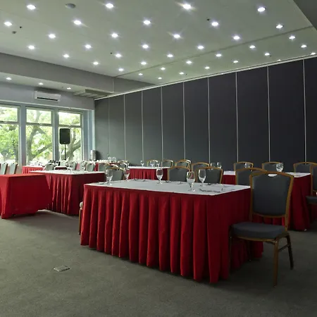 Microtel By Wyndham Up Technohub Quezon City: 3 star Hotel with a ...